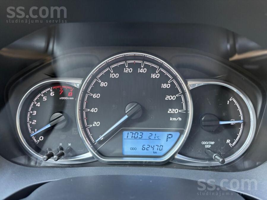 Brown Toyota Yaris 2019 in Riga, with an engine capacity of 1.50 L and mileage of 63 thousand km for 11290 €, photo 20 on AUTOMOTO.COM.LV