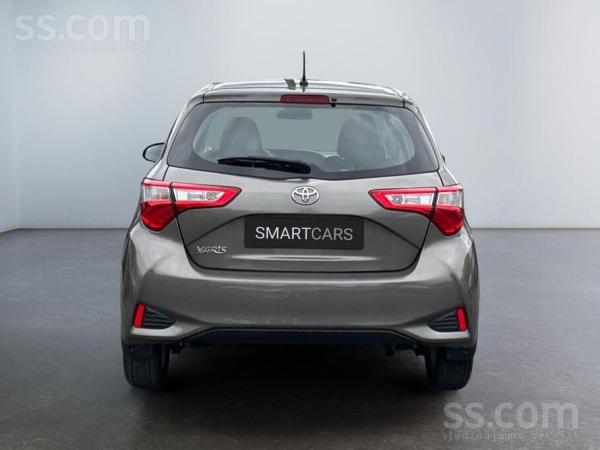 Toyota Yaris 2019 Rīga vietnē Brūns Toyota Yaris 2019 Rīga, ar dzinēja tilpumu 1.50 L un nobraukumu 63 tūkst. km par 11920 €, foto 5 vietnē AUTOMOTO.COM.LV