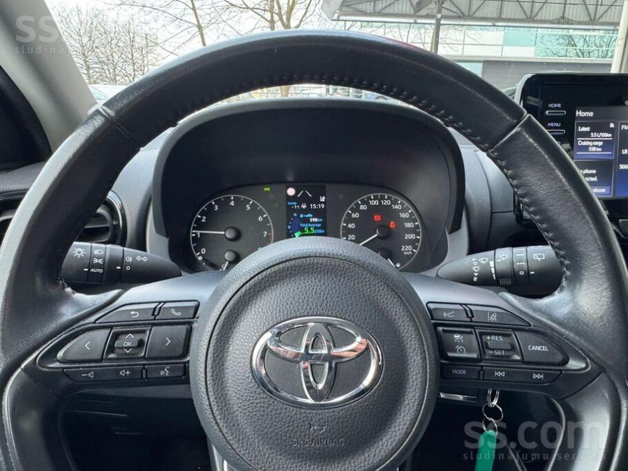Brūns Toyota Yaris 2021 Rīga, ar dzinēja tilpumu 1.50 L un nobraukumu 64 tūkst. km par 9850 €, foto 8 vietnē AUTOMOTO.COM.LV