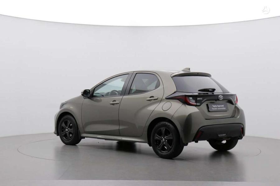 Brūns Toyota Yaris 2021 Viļņa, ar dzinēja tilpumu 1.49 L un nobraukumu 91 tūkst. km par 14900 €, foto 18 vietnē AUTOMOTO.COM.LV