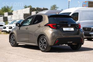 Brūns Toyota Yaris 2021 Rīga, ar dzinēja tilpumu 1.50 L un nobraukumu 51 tūkst. km par 15990 €, foto 5 vietnē AUTOMOTO.COM.LV