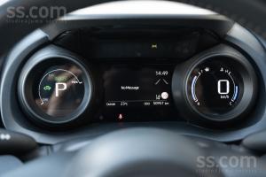 Brūns Toyota Yaris 2021 Rīga, ar dzinēja tilpumu 1.50 L un nobraukumu 51 tūkst. km par 15990 €, foto 9 vietnē AUTOMOTO.COM.LV