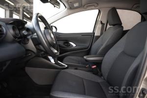 Brūns Toyota Yaris 2021 Rīga, ar dzinēja tilpumu 1.50 L un nobraukumu 51 tūkst. km par 15990 €, foto 16 vietnē AUTOMOTO.COM.LV