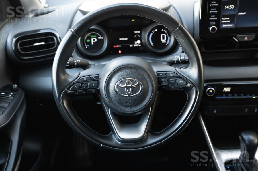 Brūns Toyota Yaris 2021 Rīga, ar dzinēja tilpumu 1.50 L un nobraukumu 51 tūkst. km par 15990 €, foto 18 vietnē AUTOMOTO.COM.LV