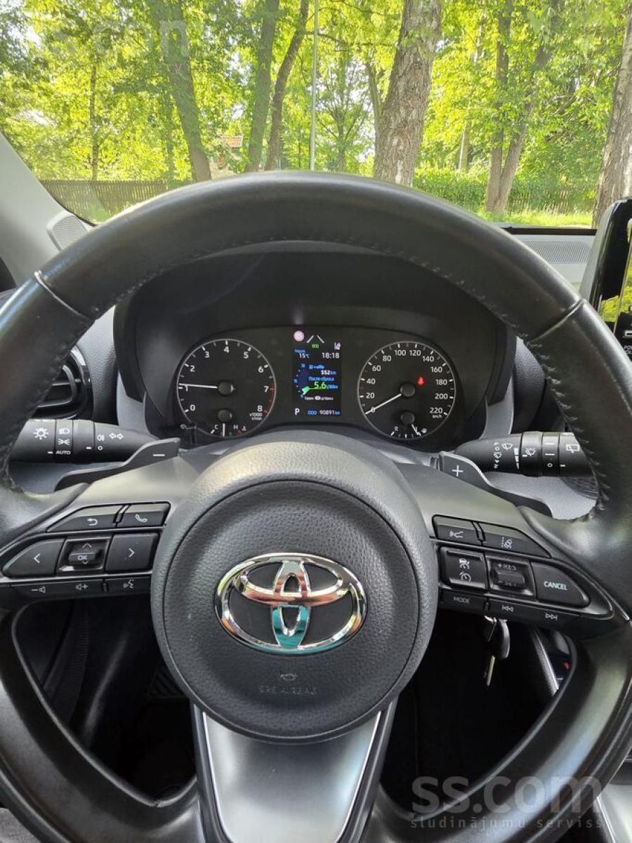 Brūns Toyota Yaris 2021 Rīga, ar dzinēja tilpumu 1.50 L un nobraukumu 92 tūkst. km par 12200 €, foto 9 vietnē AUTOMOTO.COM.LV
