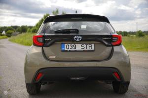 Brūns Toyota Yaris 2023 Tallina, ar dzinēja tilpumu 1.49 L un nobraukumu 111 tūkst. km par 9900 €, foto 7 vietnē AUTOMOTO.COM.LV