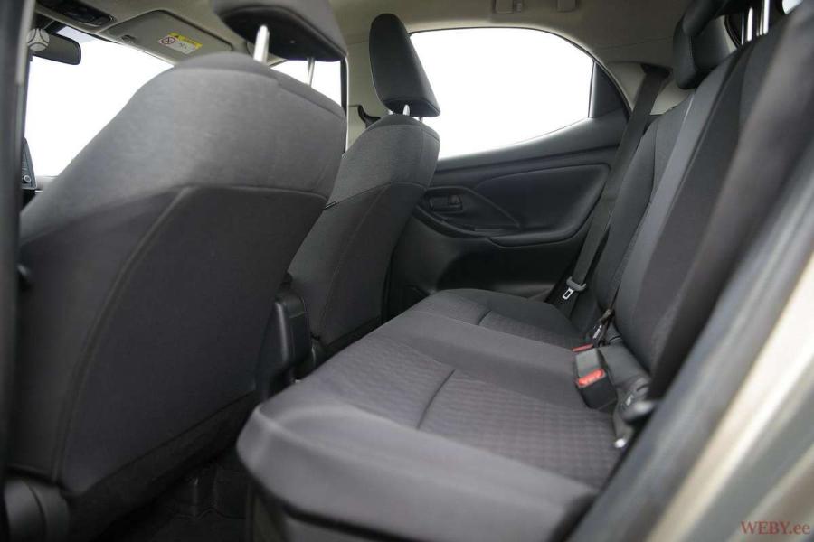 Brūns Toyota Yaris 2023 Tallina, ar dzinēja tilpumu 1.49 L un nobraukumu 111 tūkst. km par 9900 €, foto 21 vietnē AUTOMOTO.COM.LV