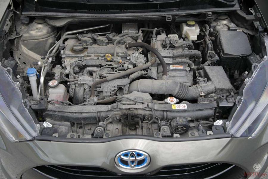 Brūns Toyota Yaris 2023 Tallina, ar dzinēja tilpumu 1.49 L un nobraukumu 111 tūkst. km par 9900 €, foto 30 vietnē AUTOMOTO.COM.LV