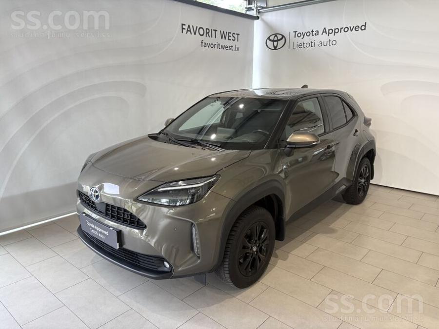 Brūns Toyota Yaris 2023 Ventspils, ar dzinēja tilpumu 1.50 L un nobraukumu 117 tūkst. km par 20490 €, foto 1 vietnē AUTOMOTO.COM.LV