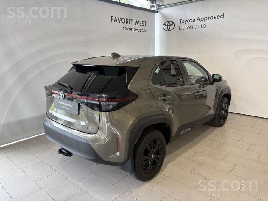 Brūns Toyota Yaris 2023 Ventspils, ar dzinēja tilpumu 1.50 L un nobraukumu 117 tūkst. km par 20490 €, foto 5 vietnē AUTOMOTO.COM.LV