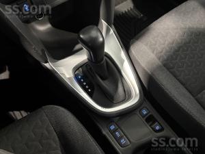 Brūns Toyota Yaris 2023 Ventspils, ar dzinēja tilpumu 1.50 L un nobraukumu 117 tūkst. km par 20490 €, foto 17 vietnē AUTOMOTO.COM.LV