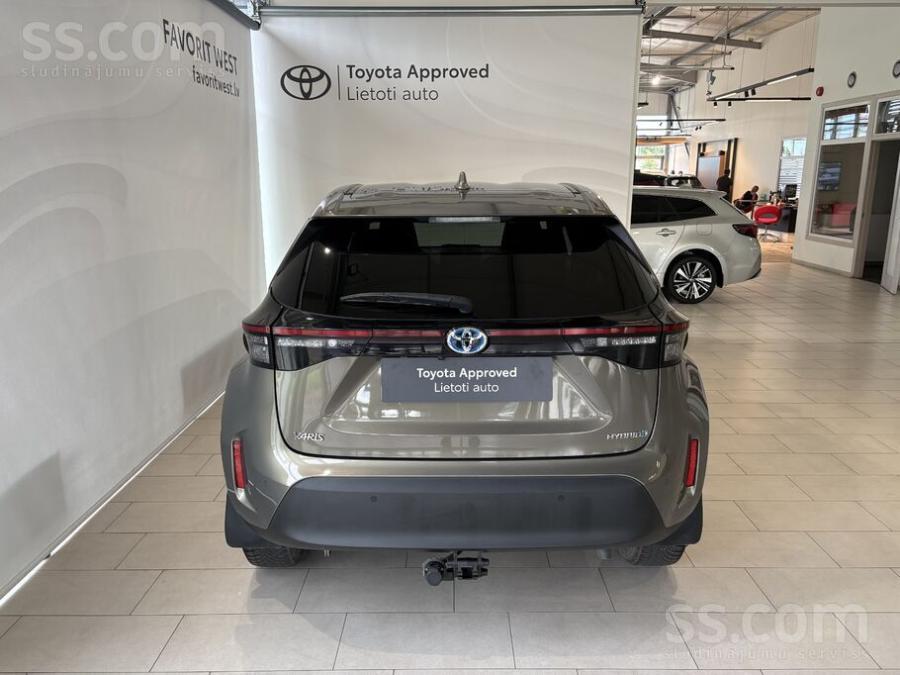 Brūns Toyota Yaris 2023 Ventspils, ar dzinēja tilpumu 1.50 L un nobraukumu 117 tūkst. km par 20490 €, foto 23 vietnē AUTOMOTO.COM.LV