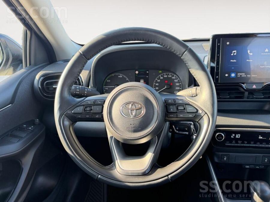 Brūns Toyota Yaris 2025 Rīga, ar dzinēja tilpumu 1.50 L un nobraukumu 32 tūkst. km par 19700 €, foto 13 vietnē AUTOMOTO.COM.LV