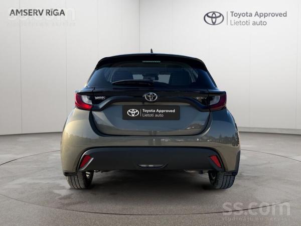 Brūns Toyota Yaris 2025 Rīga, ar dzinēja tilpumu 1.50 L un nobraukumu 32 tūkst. km par 19700 €, foto 5 vietnē AUTOMOTO.COM.LV