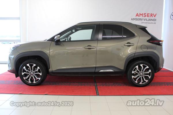 Smilšu krāsa Toyota Yaris Cross 2024 Viljandi, ar dzinēja tilpumu 1.50 L un nobraukumu 20 tūkst. km par 24490 €, foto 3 vietnē AUTOMOTO.COM.LV