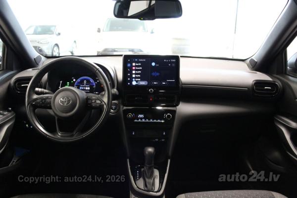 Smilšu krāsa Toyota Yaris Cross 2024 Viljandi, ar dzinēja tilpumu 1.50 L un nobraukumu 20 tūkst. km par 24490 €, foto 8 vietnē AUTOMOTO.COM.LV