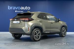 Smilšu krāsa Toyota Yaris Cross 2023 Tallina, ar dzinēja tilpumu 1.49 L un nobraukumu 48 tūkst. km par 23900 €, foto 3 vietnē AUTOMOTO.COM.LV