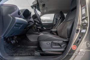 Smilšu krāsa Toyota Yaris Cross 2023 Tallina, ar dzinēja tilpumu 1.49 L un nobraukumu 48 tūkst. km par 23900 €, foto 6 vietnē AUTOMOTO.COM.LV