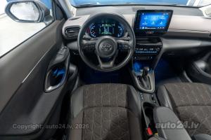 Smilšu krāsa Toyota Yaris Cross 2023 Tallina, ar dzinēja tilpumu 1.49 L un nobraukumu 48 tūkst. km par 23900 €, foto 9 vietnē AUTOMOTO.COM.LV