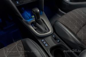 Smilšu krāsa Toyota Yaris Cross 2023 Tallina, ar dzinēja tilpumu 1.49 L un nobraukumu 48 tūkst. km par 23900 €, foto 15 vietnē AUTOMOTO.COM.LV