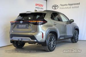 Бежевый Тойота Yaris Cross 2024 в Таллин, объемом двигателя 1.50 л и пробегом 28 тыс. км за 26490 €, фото 3 на AUTOMOTO.COM.LV