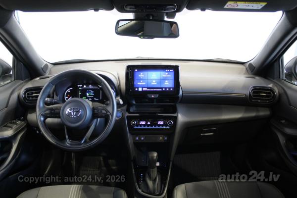 Бежевый Тойота Yaris Cross 2024 в Таллин, объемом двигателя 1.50 л и пробегом 28 тыс. км за 26490 €, фото 8 на AUTOMOTO.COM.LV