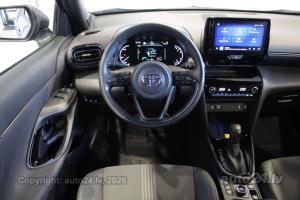 Бежевый Тойота Yaris Cross 2024 в Таллин, объемом двигателя 1.50 л и пробегом 28 тыс. км за 26490 €, фото 10 на AUTOMOTO.COM.LV