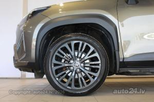 Бежевый Тойота Yaris Cross 2024 в Таллин, объемом двигателя 1.50 л и пробегом 28 тыс. км за 26490 €, фото 16 на AUTOMOTO.COM.LV