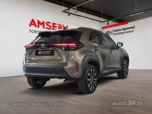 Бежевый Тойота Yaris Cross 2025 в Таллин, объемом двигателя 1.50 л и пробегом 34 тыс. км за 24990 €, фото 3 на AUTOMOTO.COM.LV