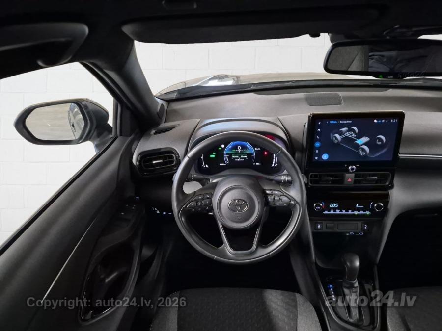 Бежевый Тойота Yaris Cross 2025 в Таллин, объемом двигателя 1.50 л и пробегом 34 тыс. км за 24990 €, фото 10 на AUTOMOTO.COM.LV