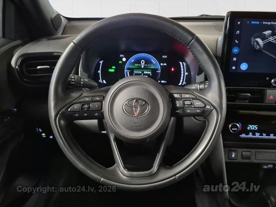 Бежевый Тойота Yaris Cross 2025 в Таллин, объемом двигателя 1.50 л и пробегом 34 тыс. км за 24990 €, фото 13 на AUTOMOTO.COM.LV