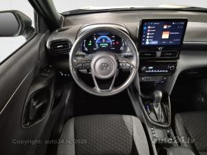 Smilšu krāsa Toyota Yaris Cross 2025 Tallina, ar dzinēja tilpumu 1.50 L un nobraukumu 28 tūkst. km par 24490 €, foto 10 vietnē AUTOMOTO.COM.LV