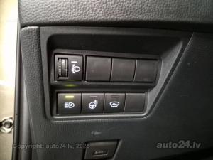 Smilšu krāsa Toyota Yaris Cross 2025 Tallina, ar dzinēja tilpumu 1.50 L un nobraukumu 28 tūkst. km par 24490 €, foto 17 vietnē AUTOMOTO.COM.LV