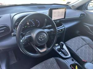 Черный Тойота Yaris Cross 2021 в Вильнюс, объемом двигателя 1.49 л и пробегом 93 тыс. км за 22500 €, фото 25 на AUTOMOTO.COM.LV