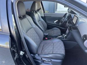 Черный Тойота Yaris Cross 2021 в Вильнюс, объемом двигателя 1.49 л и пробегом 93 тыс. км за 22500 €, фото 32 на AUTOMOTO.COM.LV
