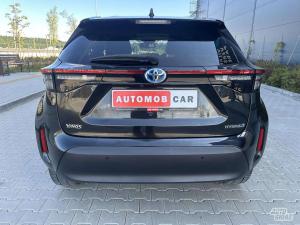 Black Toyota Yaris Cross 2021 in Vilnius, with an engine capacity of 1.50 L and mileage of 93 thousand km for 22500 €, photo 10 on AUTOMOTO.COM.LV