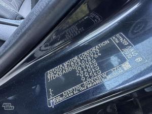 Black Toyota Yaris Cross 2021 in Vilnius, with an engine capacity of 1.50 L and mileage of 93 thousand km for 22500 €, photo 21 on AUTOMOTO.COM.LV