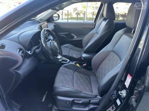 Черный Тойота Yaris Cross 2021 в Вильнюс, объемом двигателя 1.50 л и пробегом 93 тыс. км за 22500 €, фото 24 на AUTOMOTO.COM.LV