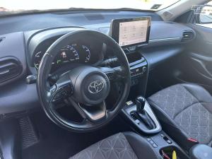 Черный Тойота Yaris Cross 2021 в Вильнюс, объемом двигателя 1.50 л и пробегом 93 тыс. км за 22500 €, фото 25 на AUTOMOTO.COM.LV