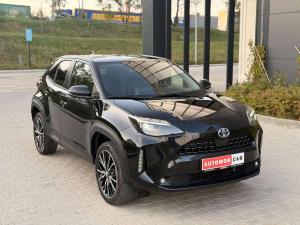 Black Toyota Yaris Cross 2021 in Vilnius, with an engine capacity of 1.49 L and mileage of 93 thousand km for 22500 €, photo 4 on AUTOMOTO.COM.LV