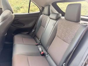 Black Toyota Yaris Cross 2021 in Vilnius, with an engine capacity of 1.49 L and mileage of 93 thousand km for 22500 €, photo 21 on AUTOMOTO.COM.LV