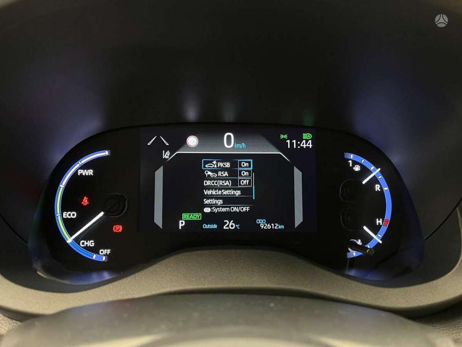 Melns Toyota Yaris Cross 2022 Panevēža, ar dzinēja tilpumu 1.49 L un nobraukumu 93 tūkst. km par 20990 €, foto 26 vietnē AUTOMOTO.COM.LV