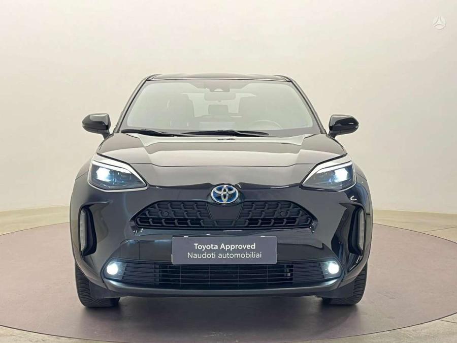 Melns Toyota Yaris Cross 2022 Panevēža, ar dzinēja tilpumu 1.49 L un nobraukumu 93 tūkst. km par 20990 €, foto 34 vietnē AUTOMOTO.COM.LV
