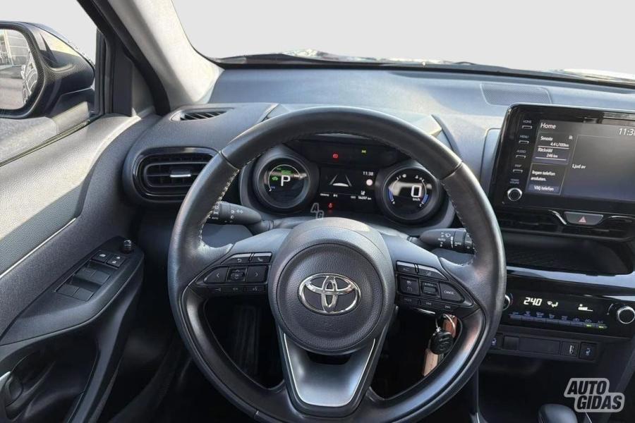 Melns Toyota Yaris Cross 2023 Kauņa, ar dzinēja tilpumu 0.00 L un nobraukumu 56 tūkst. km par 26361 €, foto 11 vietnē AUTOMOTO.COM.LV