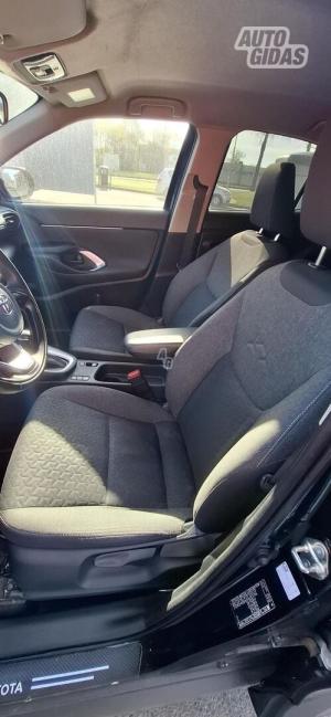 Melns Toyota Yaris Cross 2023 Viļņa, ar dzinēja tilpumu 1.50 L un nobraukumu 138 tūkst. km par 17500 €, foto 11 vietnē AUTOMOTO.COM.LV