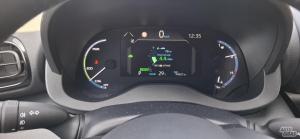 Черный Тойота Yaris Cross 2023 в Вильнюс, объемом двигателя 1.50 л и пробегом 94 тыс. км за 16800 €, фото 6 на AUTOMOTO.COM.LV
