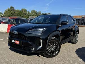 Черный Тойота Yaris Cross 2023 в Вильнюс, объемом двигателя 1.50 л и пробегом 55 тыс. км за 19690 €, фото 4 на AUTOMOTO.COM.LV