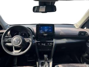Melns Toyota Yaris Cross 2023 Klaipėda, ar dzinēja tilpumu 1.49 L un nobraukumu 33 tūkst. km par 25900 €, foto 9 vietnē AUTOMOTO.COM.LV
