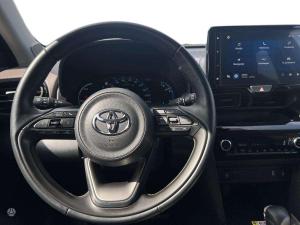 Melns Toyota Yaris Cross 2023 Klaipėda, ar dzinēja tilpumu 1.49 L un nobraukumu 33 tūkst. km par 25900 €, foto 10 vietnē AUTOMOTO.COM.LV