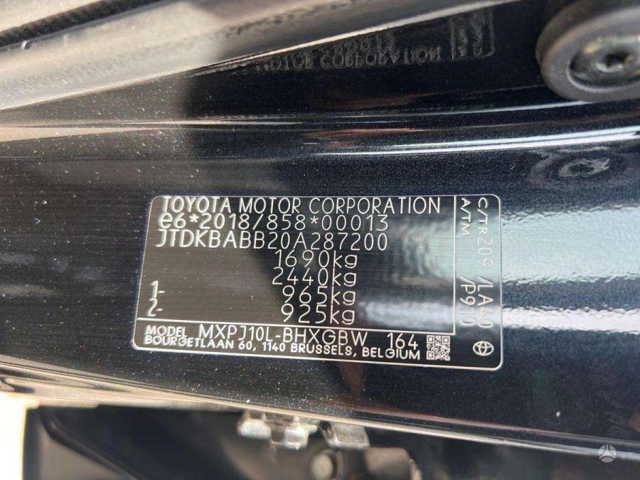 Melns Toyota Yaris Cross 2023 Klaipėda, ar dzinēja tilpumu 1.49 L un nobraukumu 33 tūkst. km par 25900 €, foto 23 vietnē AUTOMOTO.COM.LV